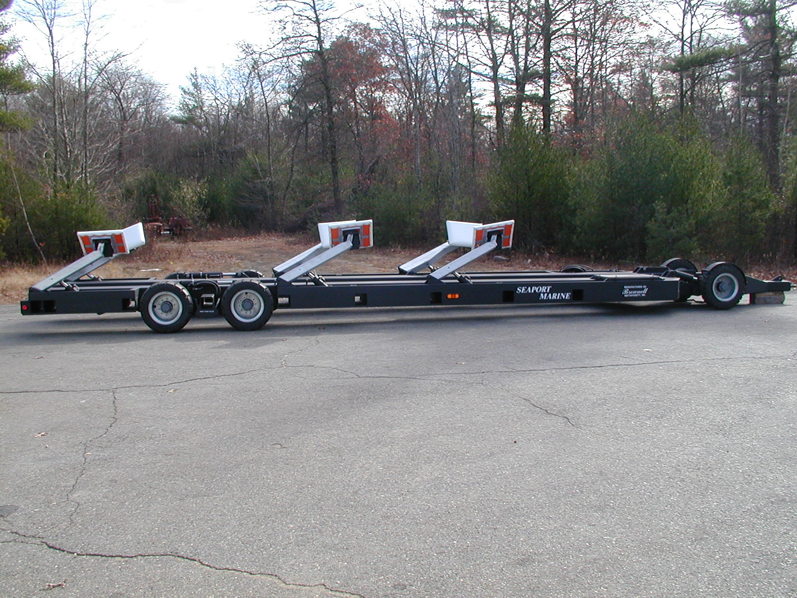 Boat Hauling | Boat Storage | Submersible Trailers