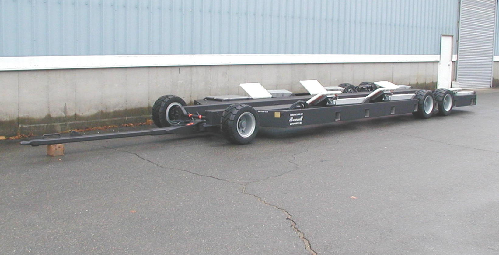 Boat Hauling | Boat Storage | Submersible Trailers