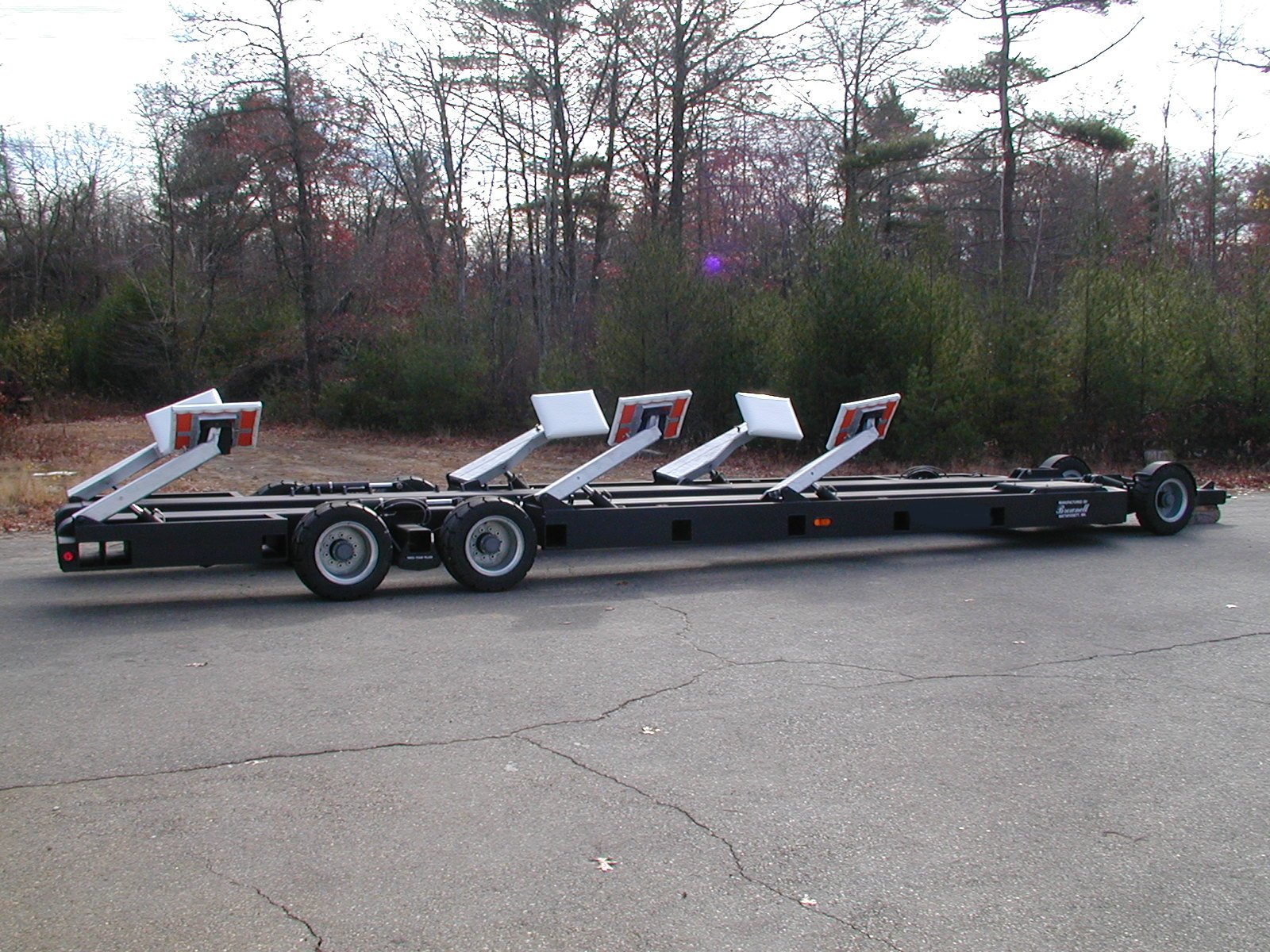 Boat Hauling | Boat Storage | Submersible Trailers