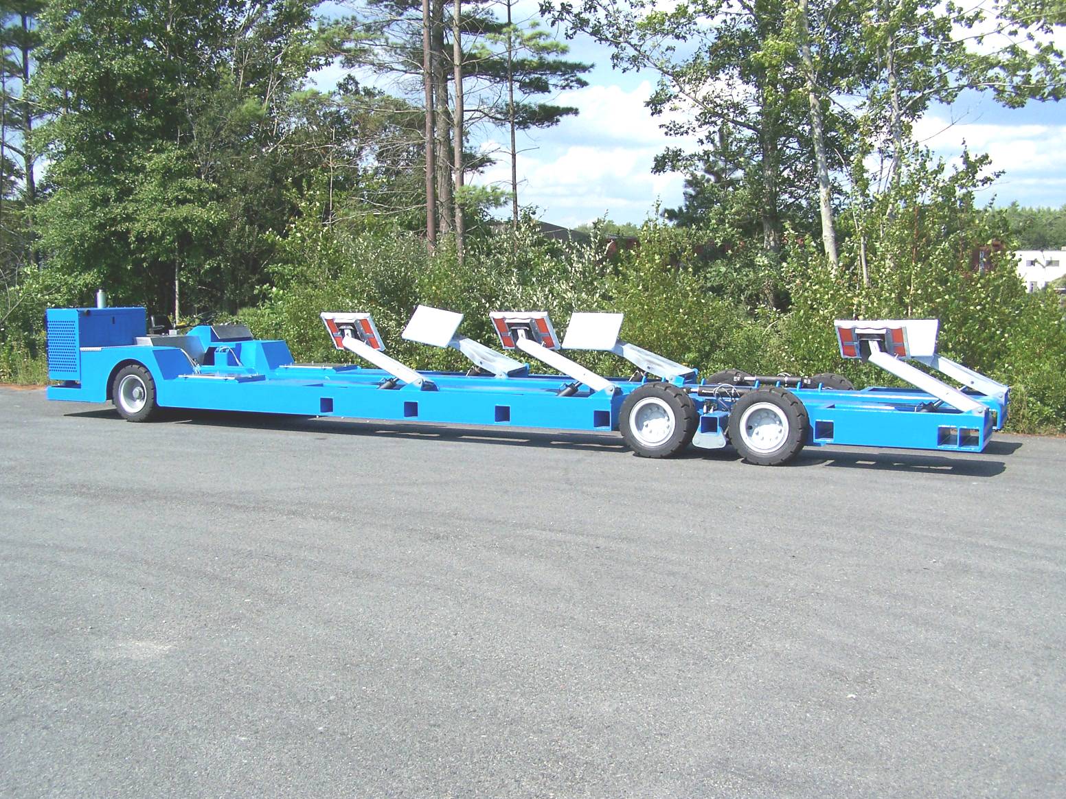 Boat Hauling | Boat Storage | Submersible Trailers